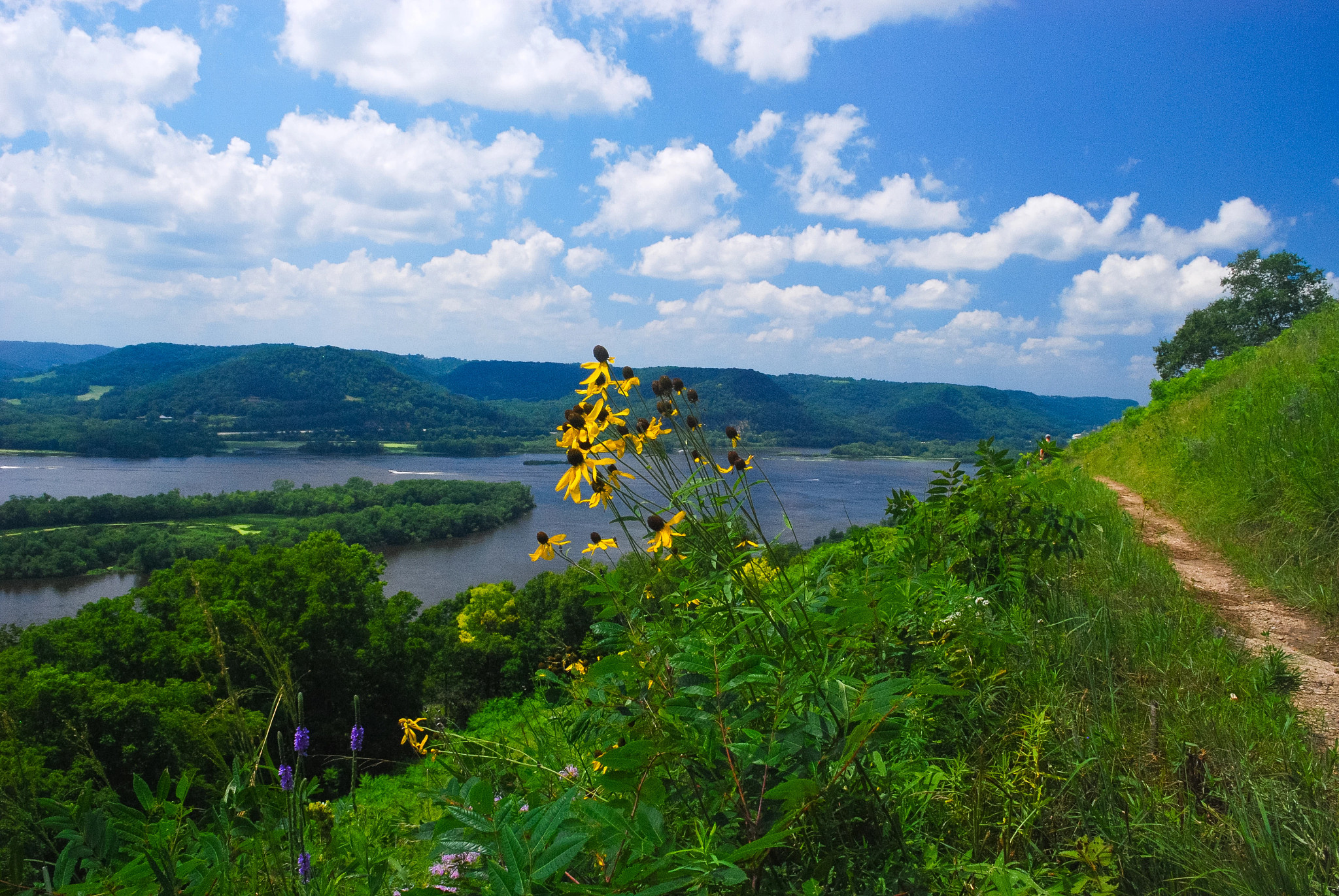 Meet Me On The Bluff | Wisconsin DNR